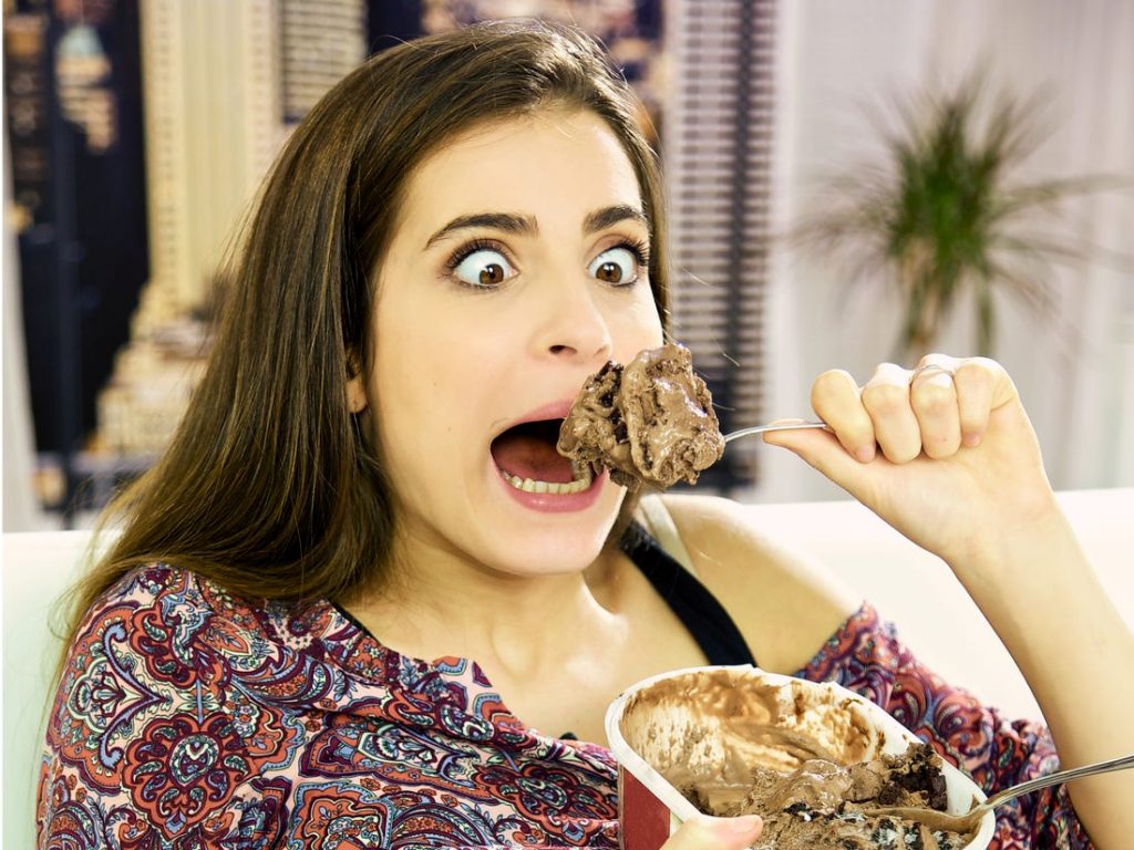 EATING FOR TWO JOKE | The Howler Monkey