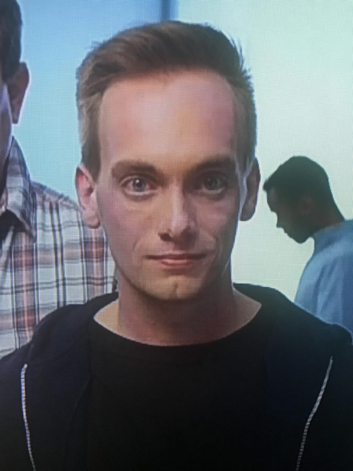 FOREHEAD, FIVE HEAD, SIX HEAD, SEVEN… | The Howler Monkey